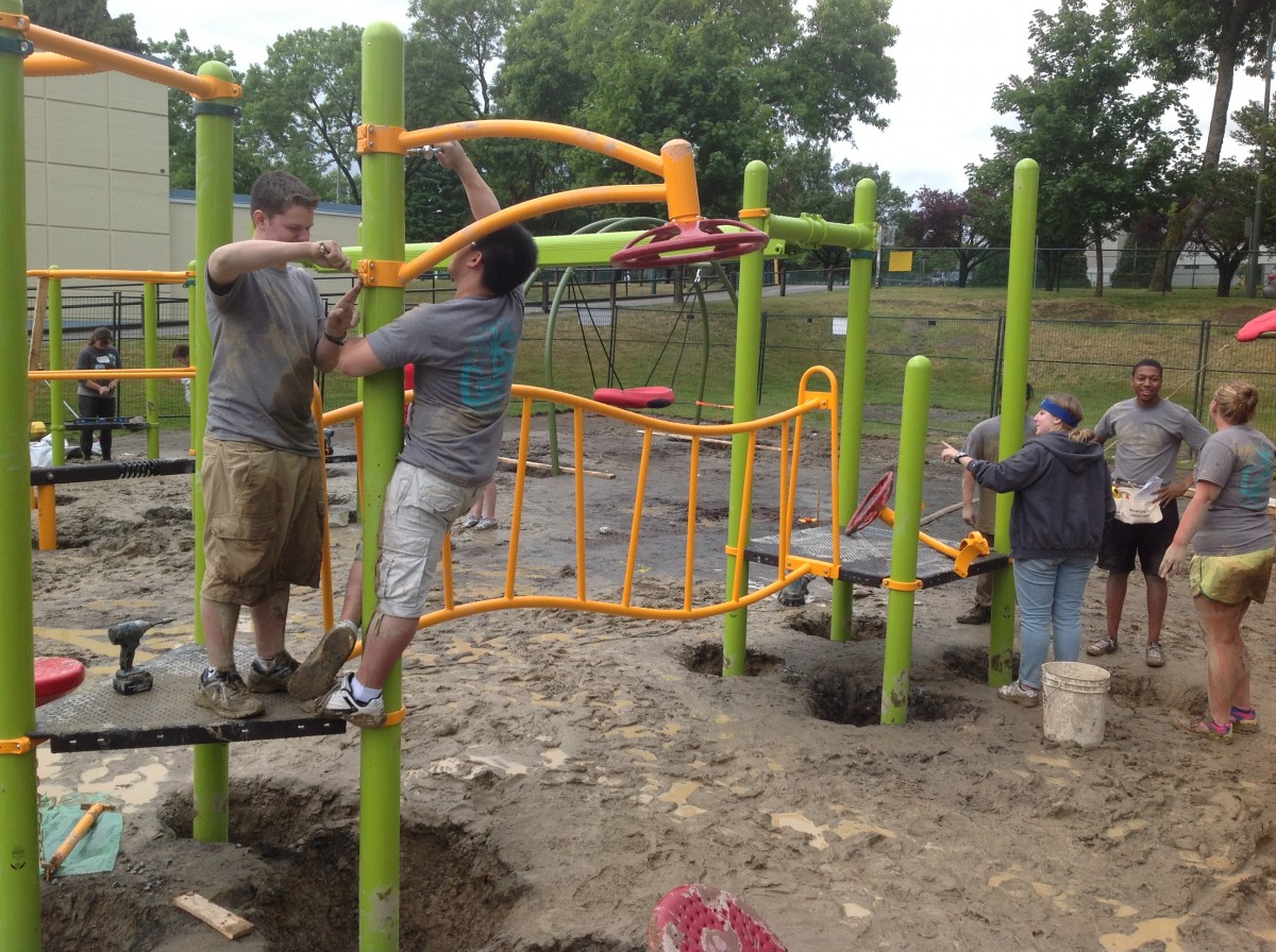 New Playgrounds at Laurier Elementary and Annex Schools Built by 150 ...